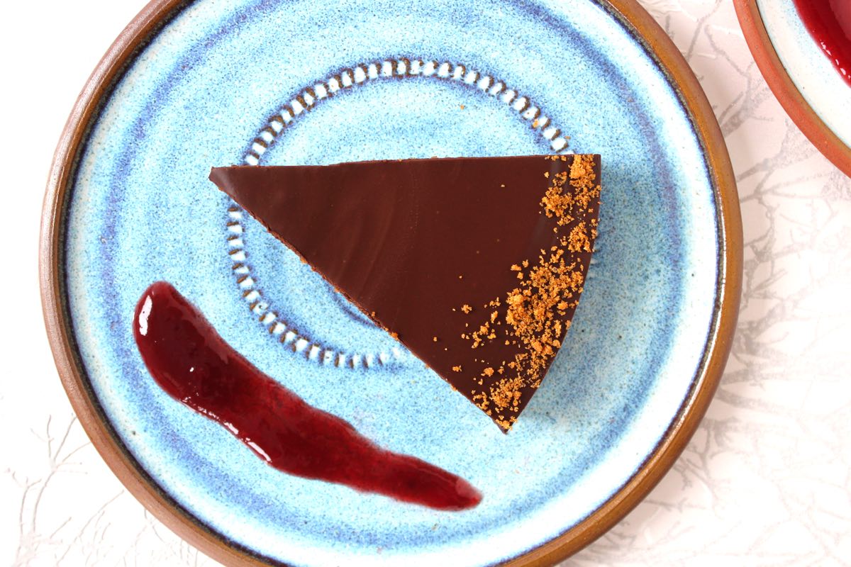 Easy Vegan Chocolate Torte [No Bake] – Bit of the Good Stuff
